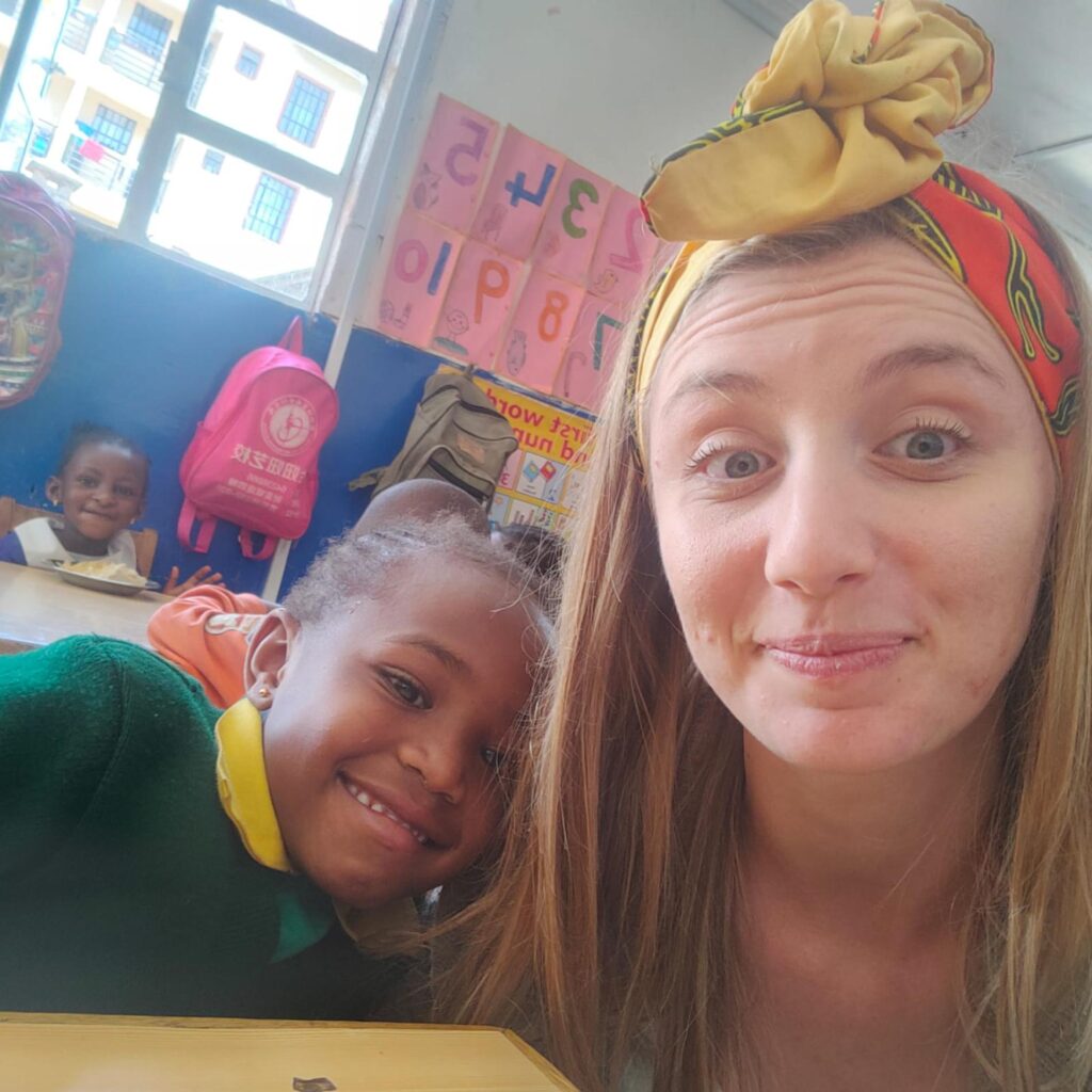 Francesca dal Monferrato in Kenya, tra volontariato e lavoro - Il Piccolo