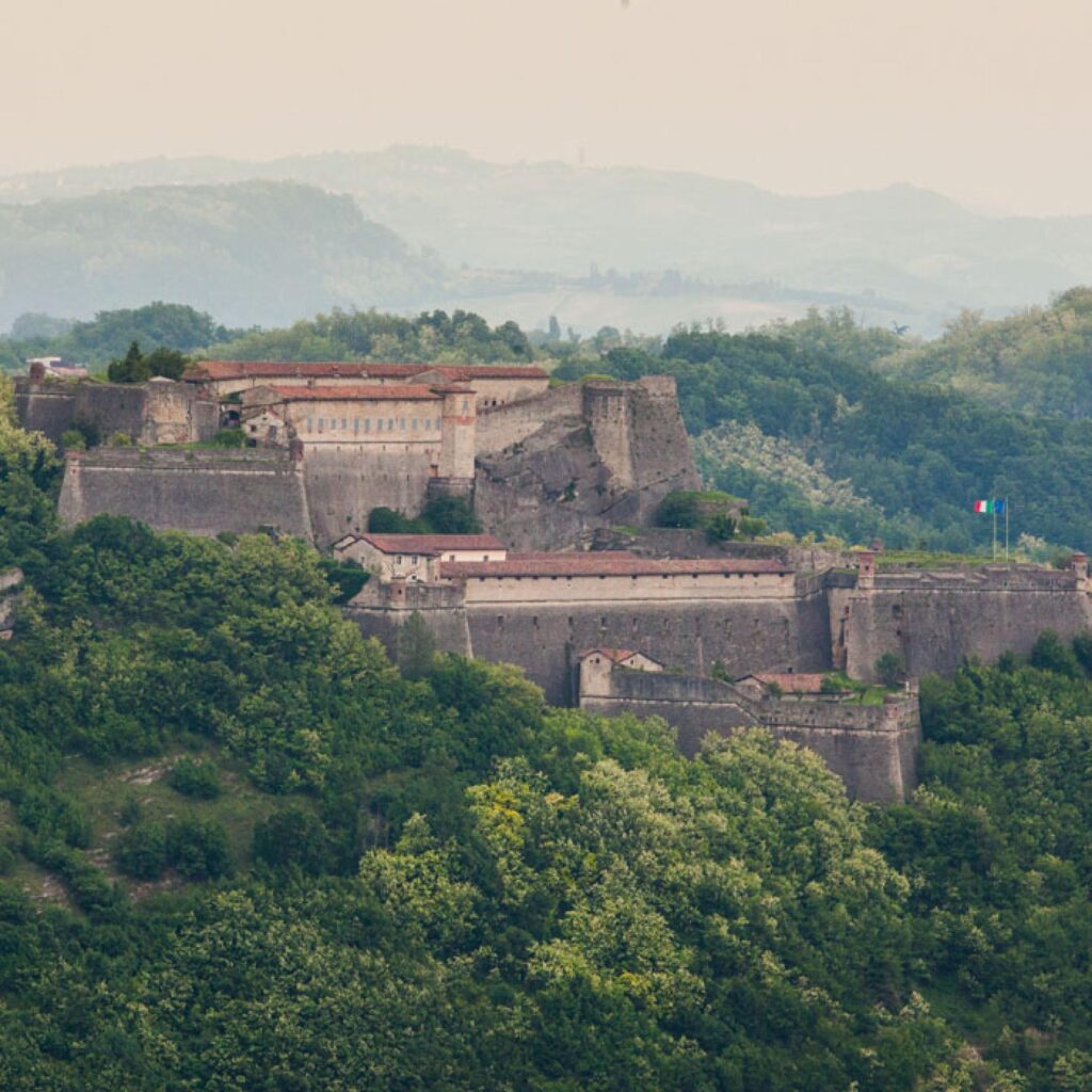 Forte di Gavi, un volume su scritte e graffiti - Il Piccolo