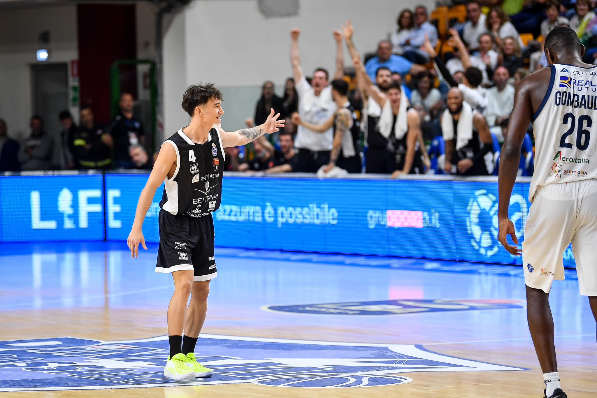 Bertram: Lorenzo Baldi, l’esordio tra i 'pro', la tripla e gli applausi ...