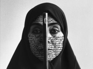 La conferenza sulla fotografa iraniana Shirin Neshat a Valenza - Il Piccolo
