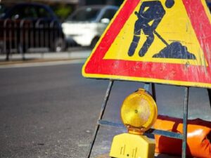 Spinetta: caduta calcinacci da viadotto, chiusa via Tortona - Il Piccolo
