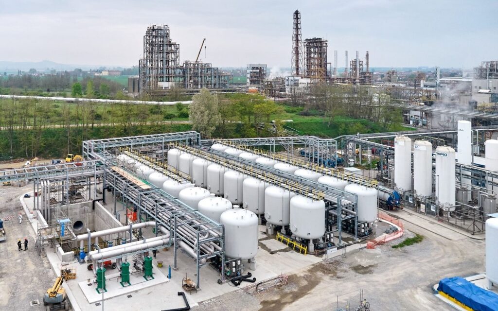 Syensqo: emergenza ieri sera per la perdita in aria di una sostanza ...