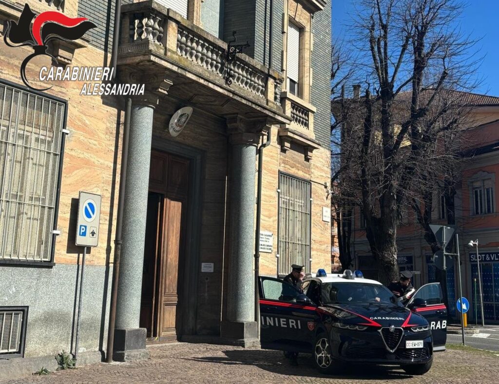 Spaccata in concessionaria a Tortona, rubano un’auto: arrestati - Il ...