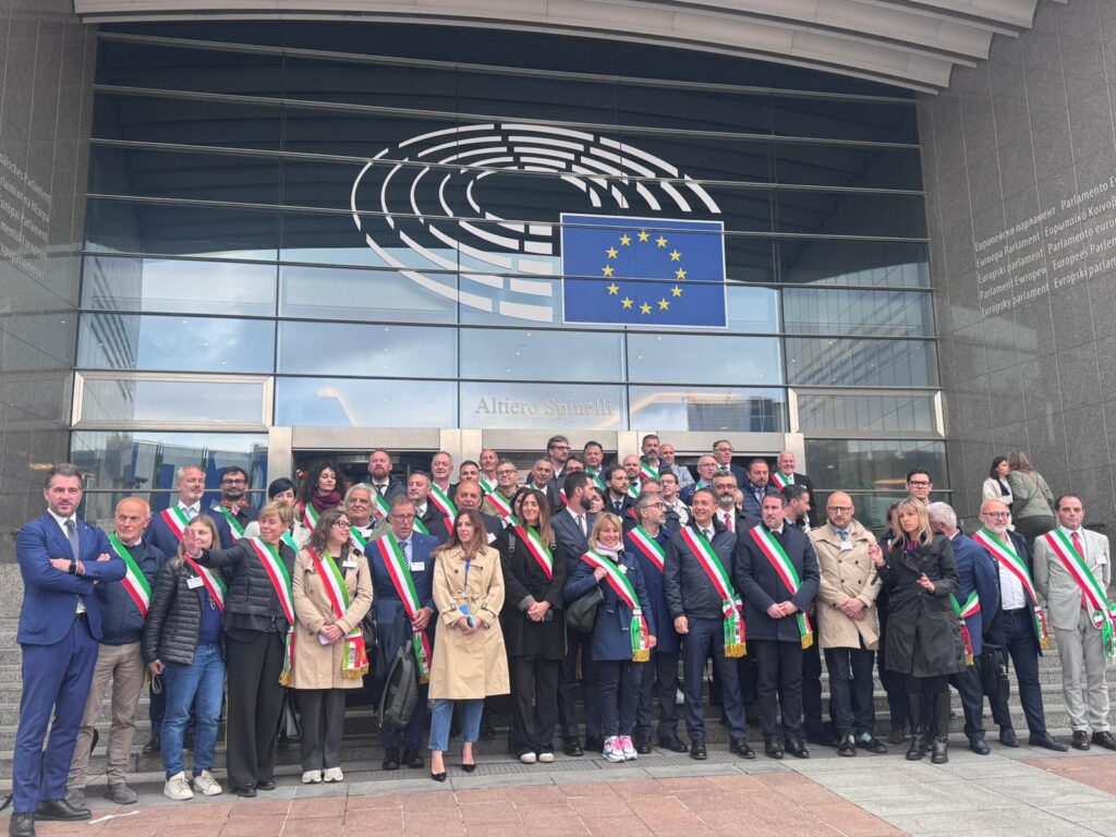 Fondi Ue, sindaci della Lega a Bruxelles contro la centralizzazione ...